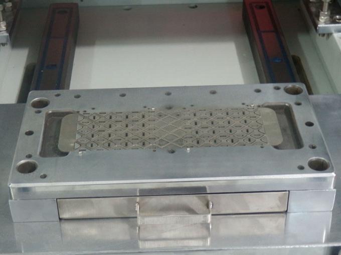Automatic Pcb Circuit boards punching machine, PCB FPC panles punch ...