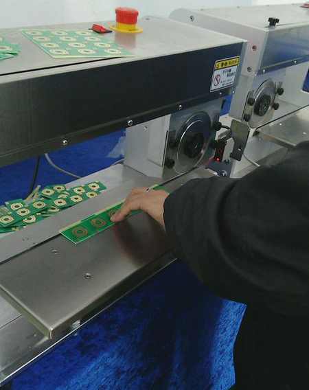 High Precision metal board PCB cutting machine Circuit Board Cutter