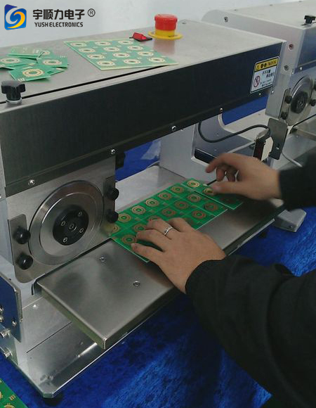 700mm 1000mm 1500mm PCB Depaneling Machine , Manual Circuit Board Cutter