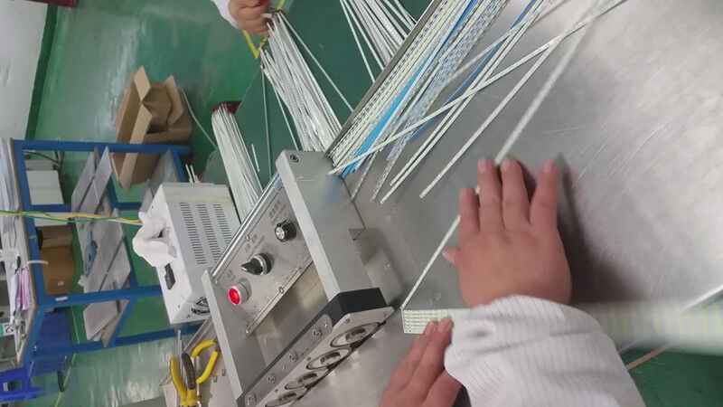 1200 Mm Pcb Depanelization Pcb Separator Machine Aluminum For Led