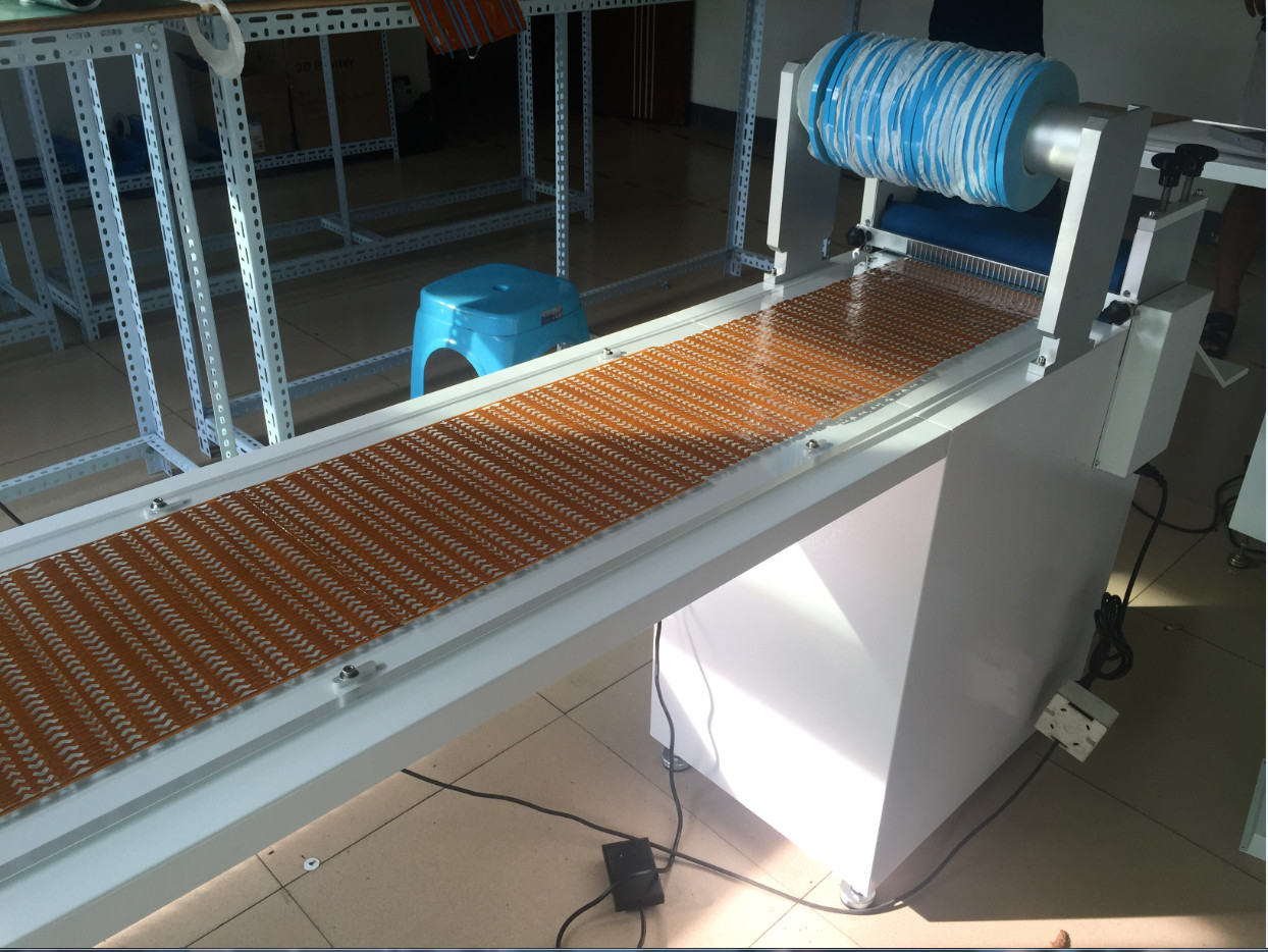 Speed Adjustable 40W LED Strip Rubberizing Machine